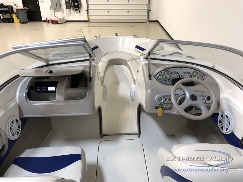 Church Road Client Upgrades 2005 Maxum Boat Audio System