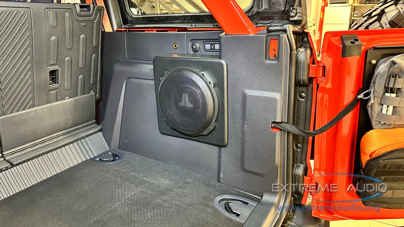 Amazing Stereo Upgrade for Moseley Ford Bronco Raptor